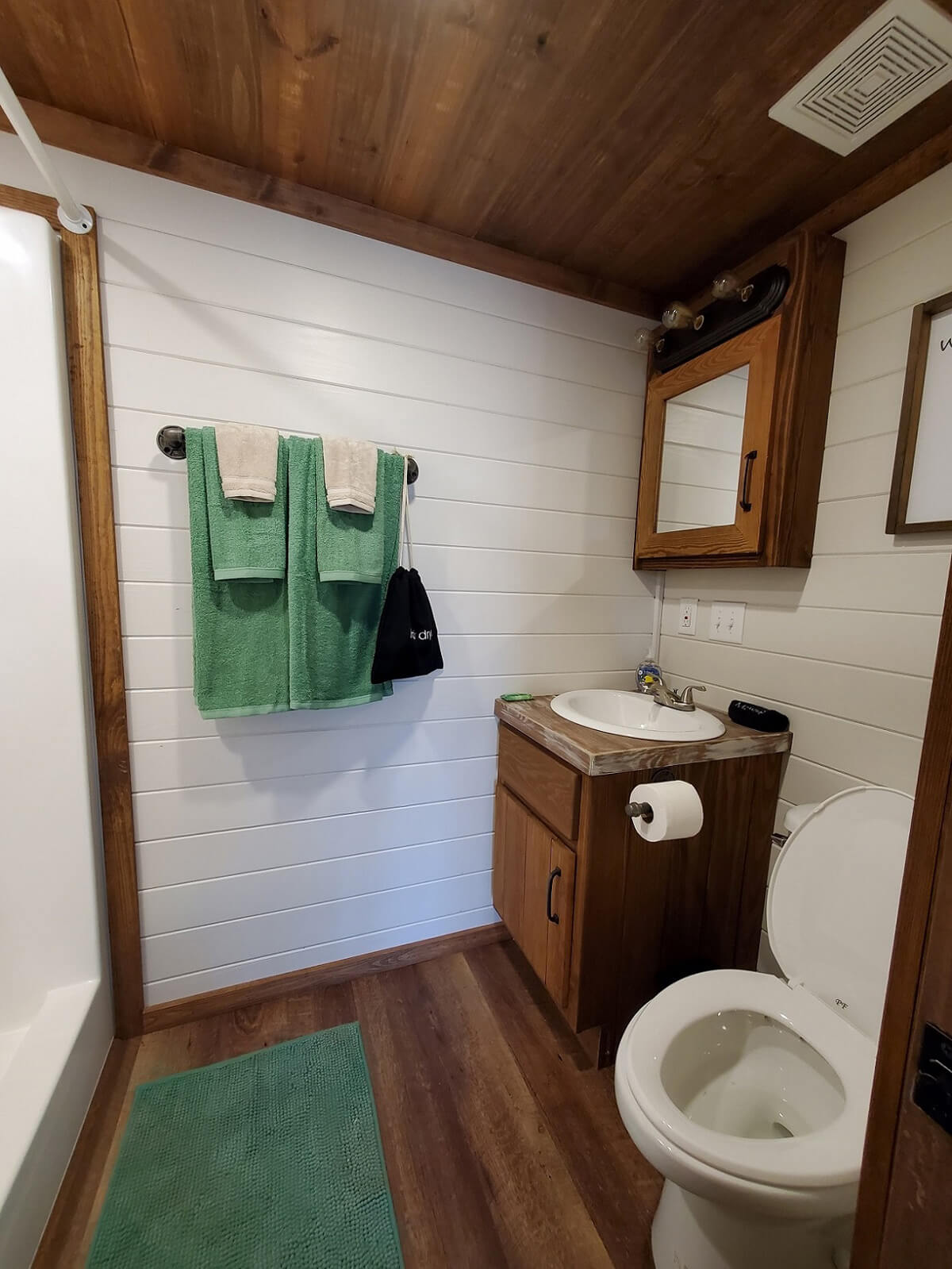 Crescent Fish Camp Cottages | Outdoor Adventure Retreats